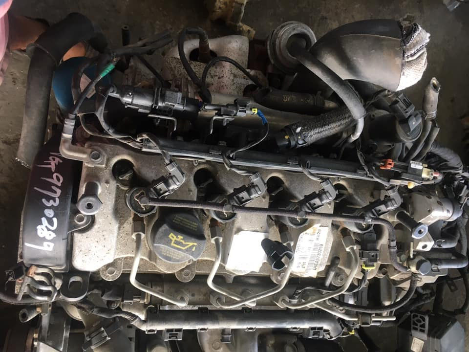 Used Hyundai D4EA D4EB D4BH Diesel Engine For Hyundai Santafe 2.0