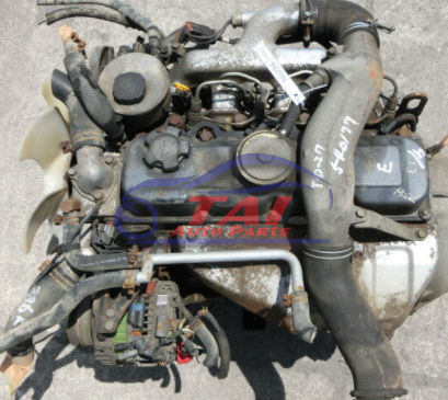 Uae Used Engine TD27 For Nissan TD27T Diesel Engine With Transmission