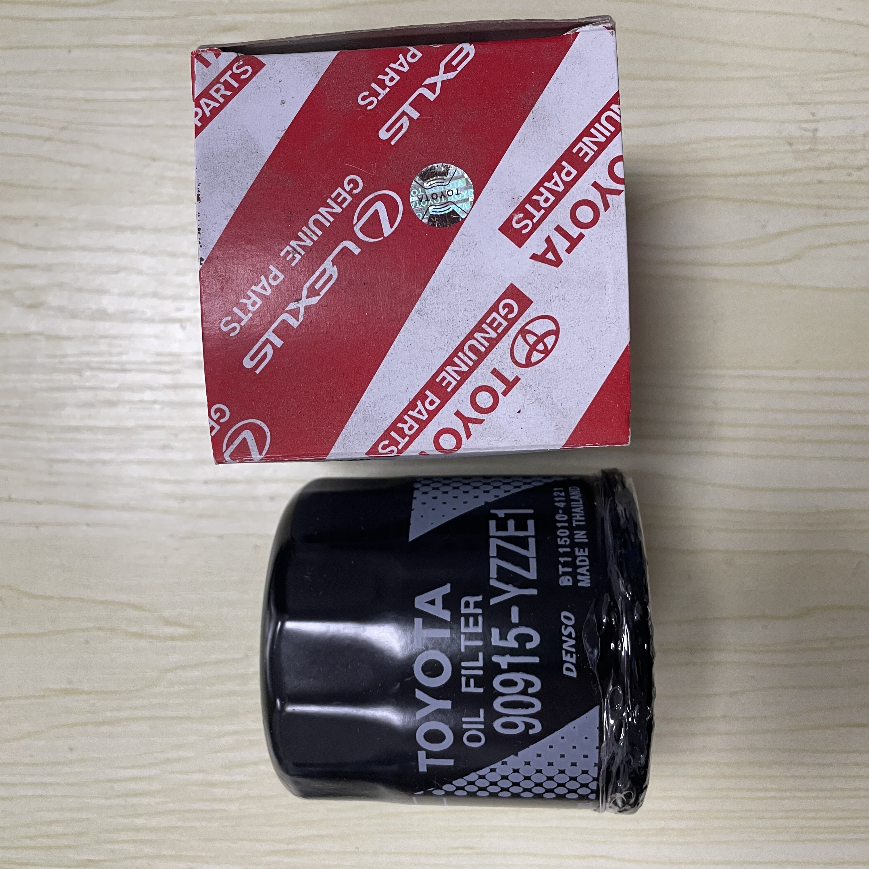 Genuine Oil Filter Toyota Engine Spare Parts 90915-YZZE1