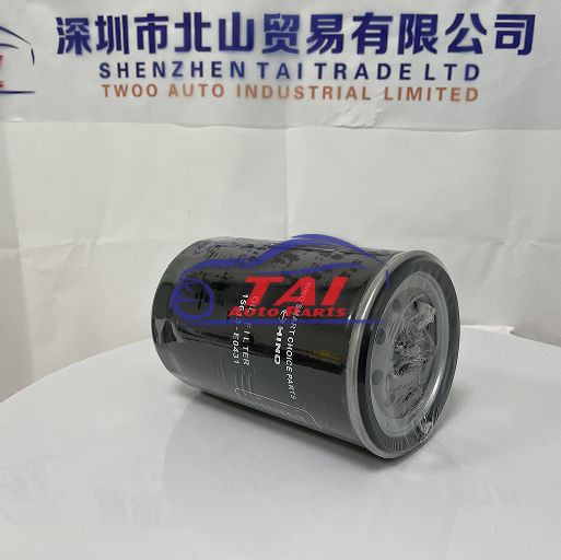 Genuine Hino Truck Parts Oil Filter 15613-E0431 Carton Box Packing
