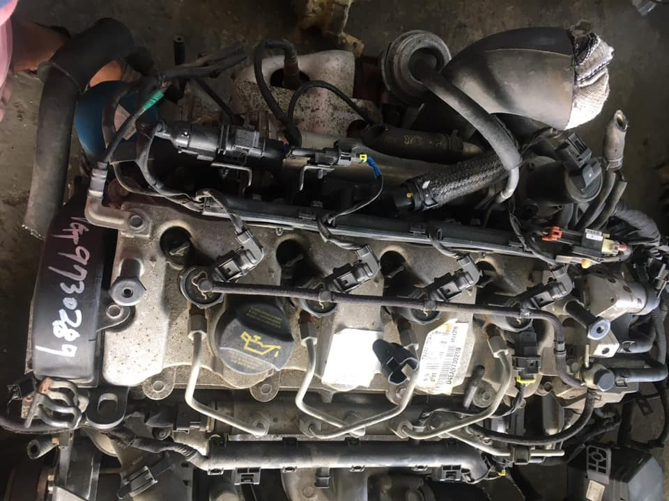 Used Hyundai D4EA D4EB D4BH Diesel Engine For Hyundai Santafe 2.0